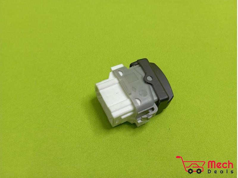 Duster,Logan//Verito// Terrano Power Window Switch (White Coupler ...