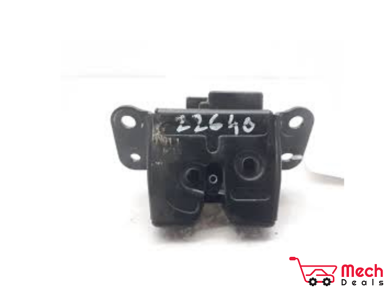 Latch Assy-Tailgate-7141035001-Mahindra- mechdeals.com